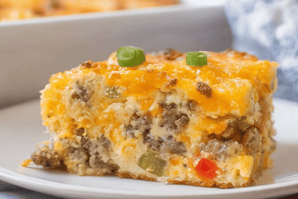 Tater Tot Breakfast Casserole with Sausage - delicedcook.com